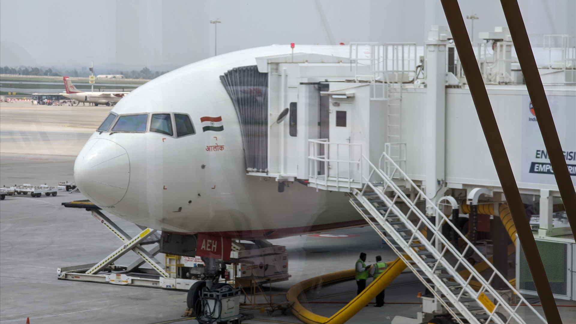 BLR SFO - I Thought He Came With You